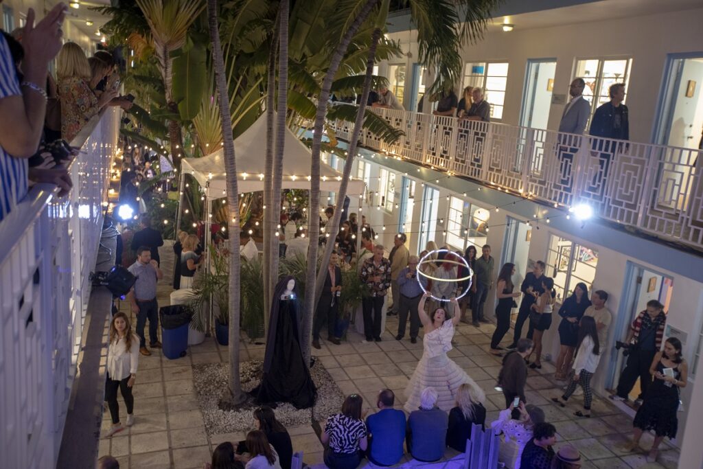 Arte, cultura y eventos exclusivos: todo sobre la Miami Art Week 2024 ...