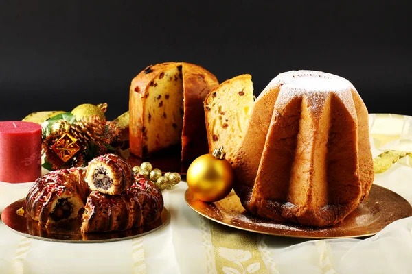 ¿Cuál es la diferencia entre el Panettone y el Pandoro? - Miami Diario