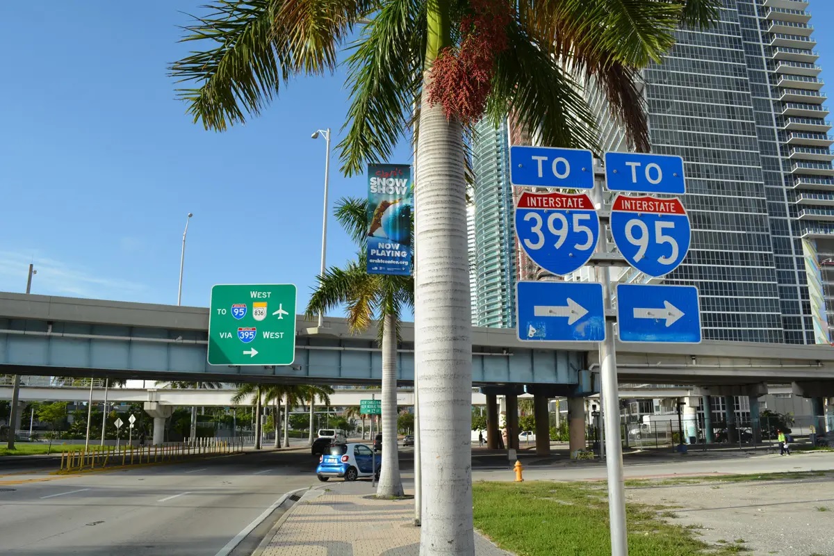Conoce el nuevo patrón de tráfico que inició en dos carreteras de Miami ...