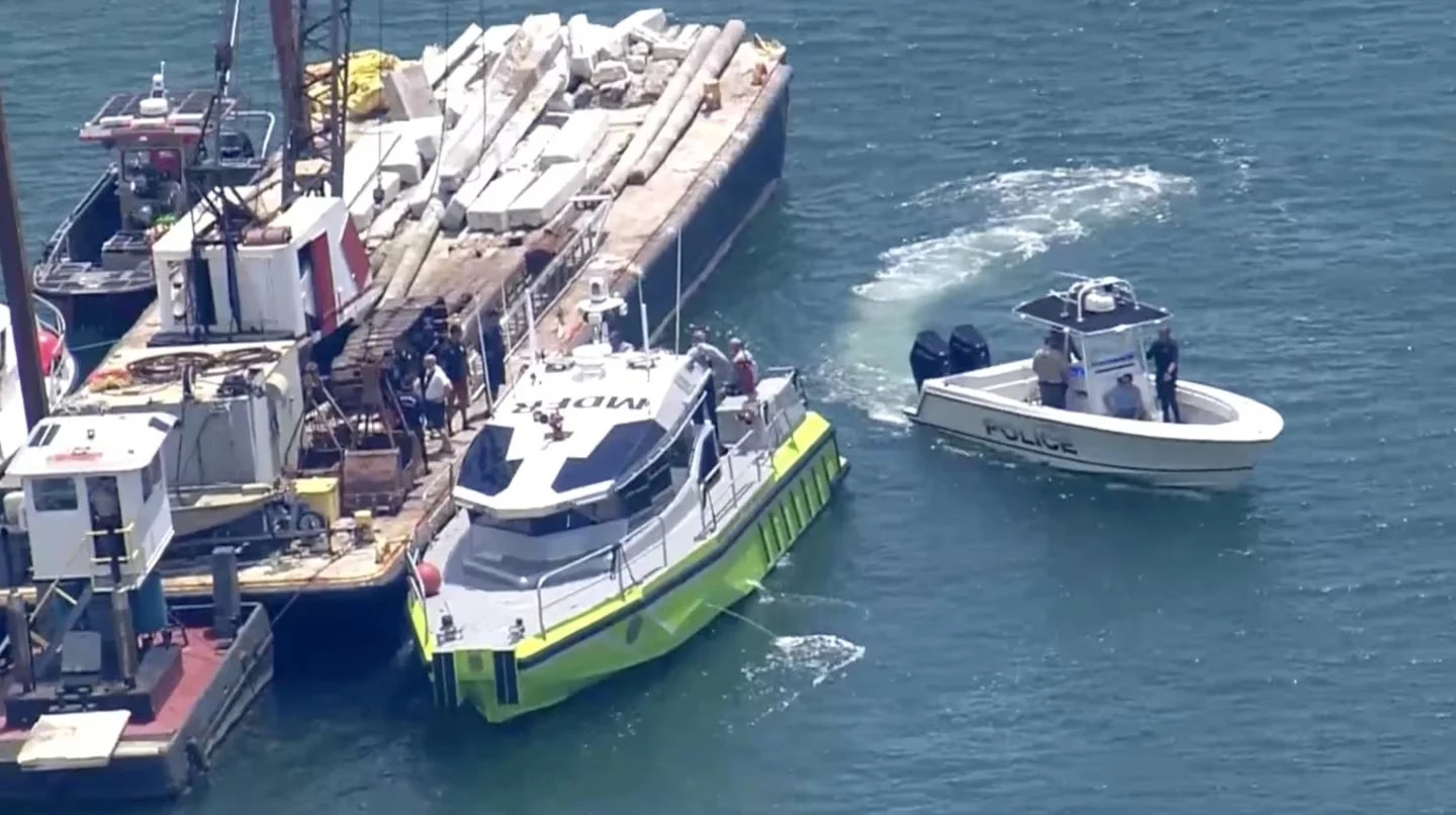 Confirman muerte de una tercera niña tras accidente de velero en Miami ...